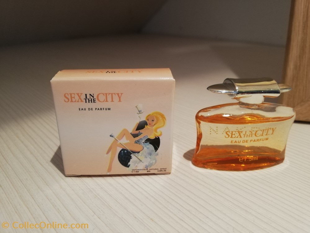 Sex In The City Naked Perfumes E Beleza Fragrâncias